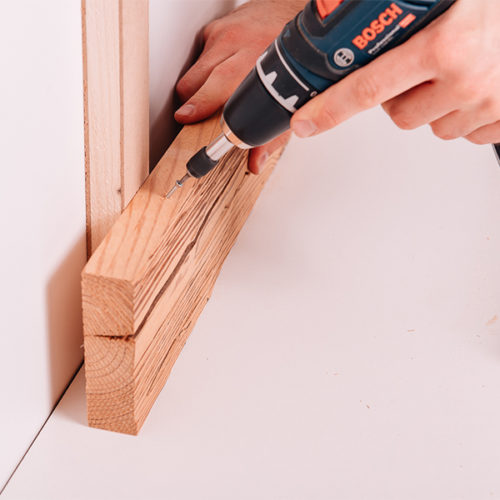 Befestigungsmaterial für Wandverkleidung mit Schrauben | Mr. Timber